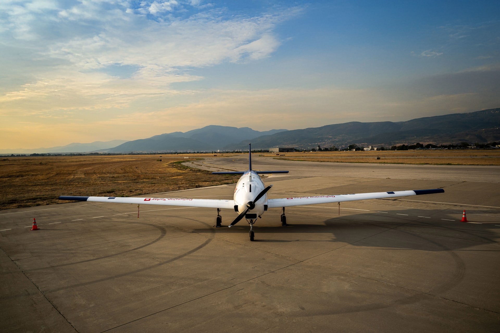 Dronamics - Flight Test Director